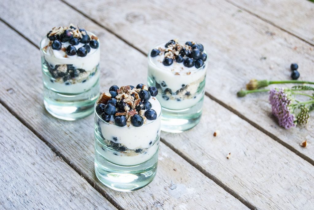 Vrstvené nepečené dezerty z čerstvého ovoce – Foodblog o dobrém jídle